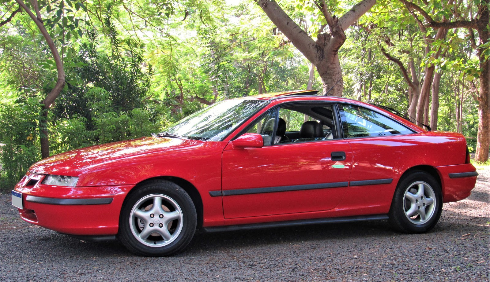 Chevrolet Calibra: o cupê com DNA Opel esculpido pelo vento