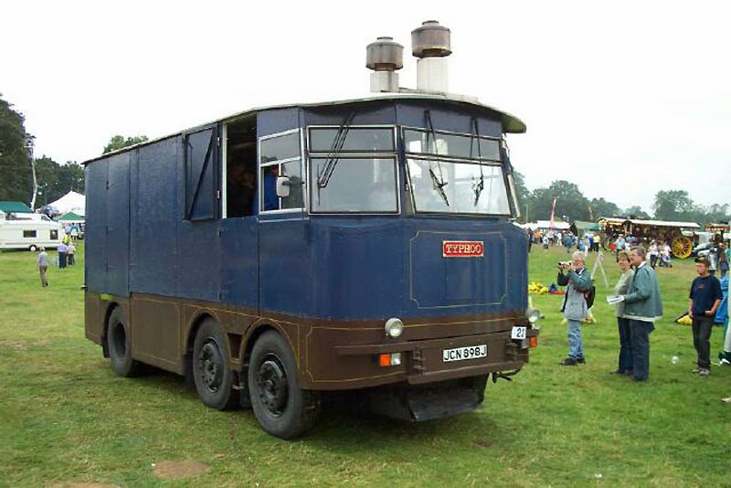 + PLUS VEHICLES: Sentinel Typhoo STEAM LORRY-TRACTOR
