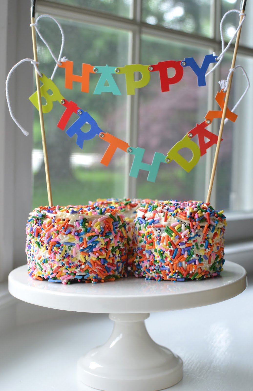 Playing with Flour: Mini oreo sprinkle cakes for the June birthday boy