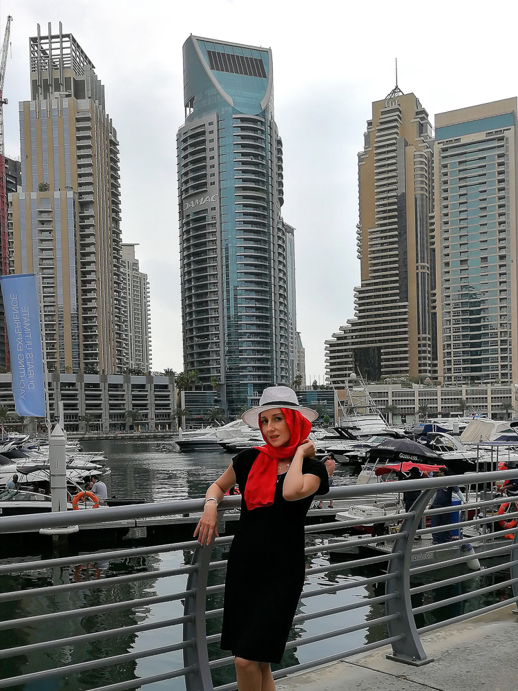 Elegant 40: Evona Black Dress in Dubai