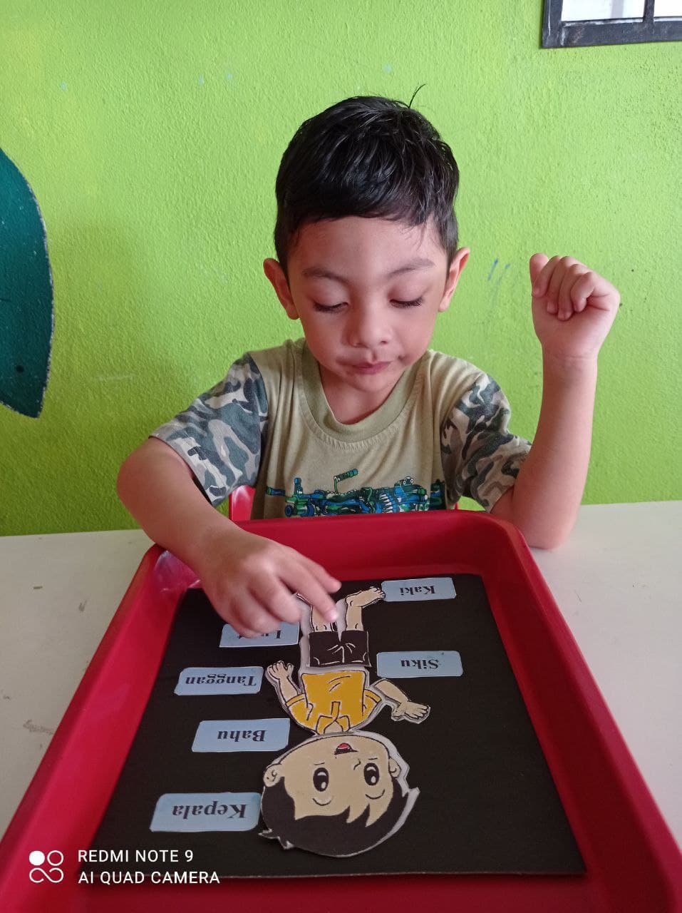 Taska Ummi Ida: Aktiviti Puzzle Mudah Anggota Badan Berlabel