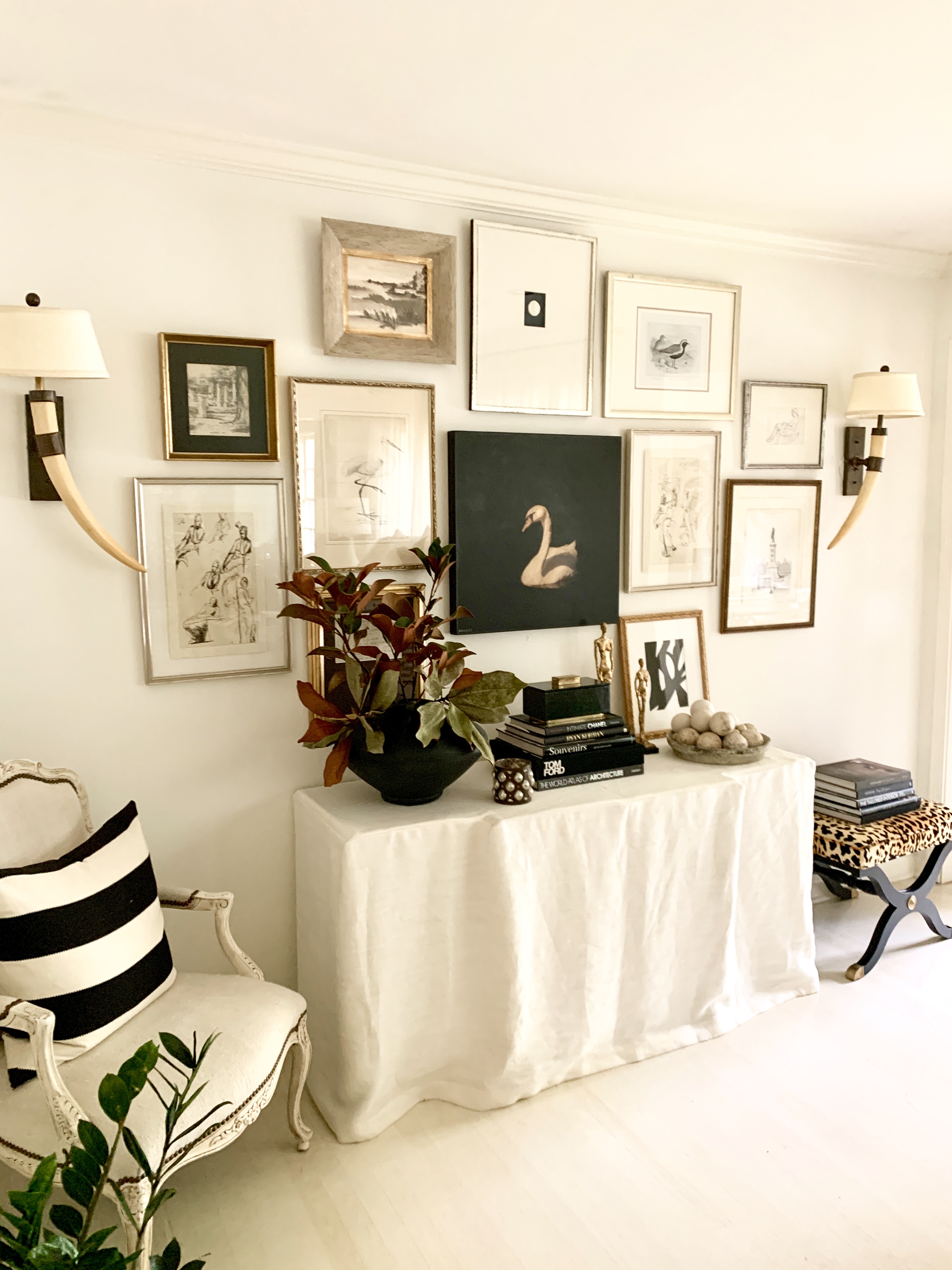 CONSOLE STYLING TIPS - design indulgence