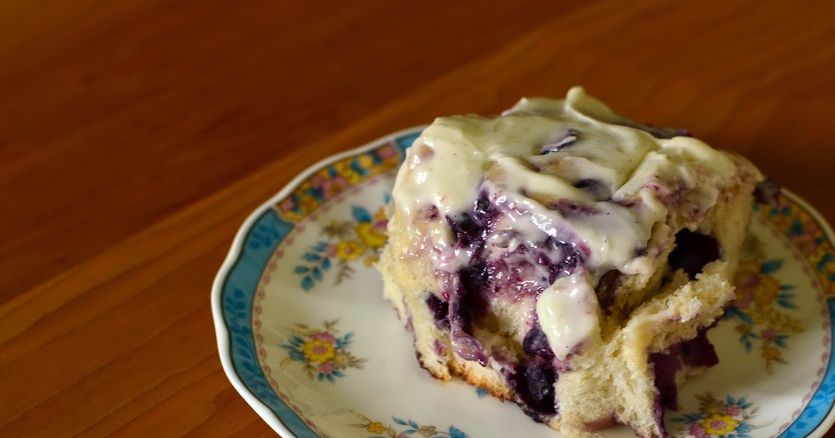 Give Peas a Chance: (Blue)Berry Sweet Rolls