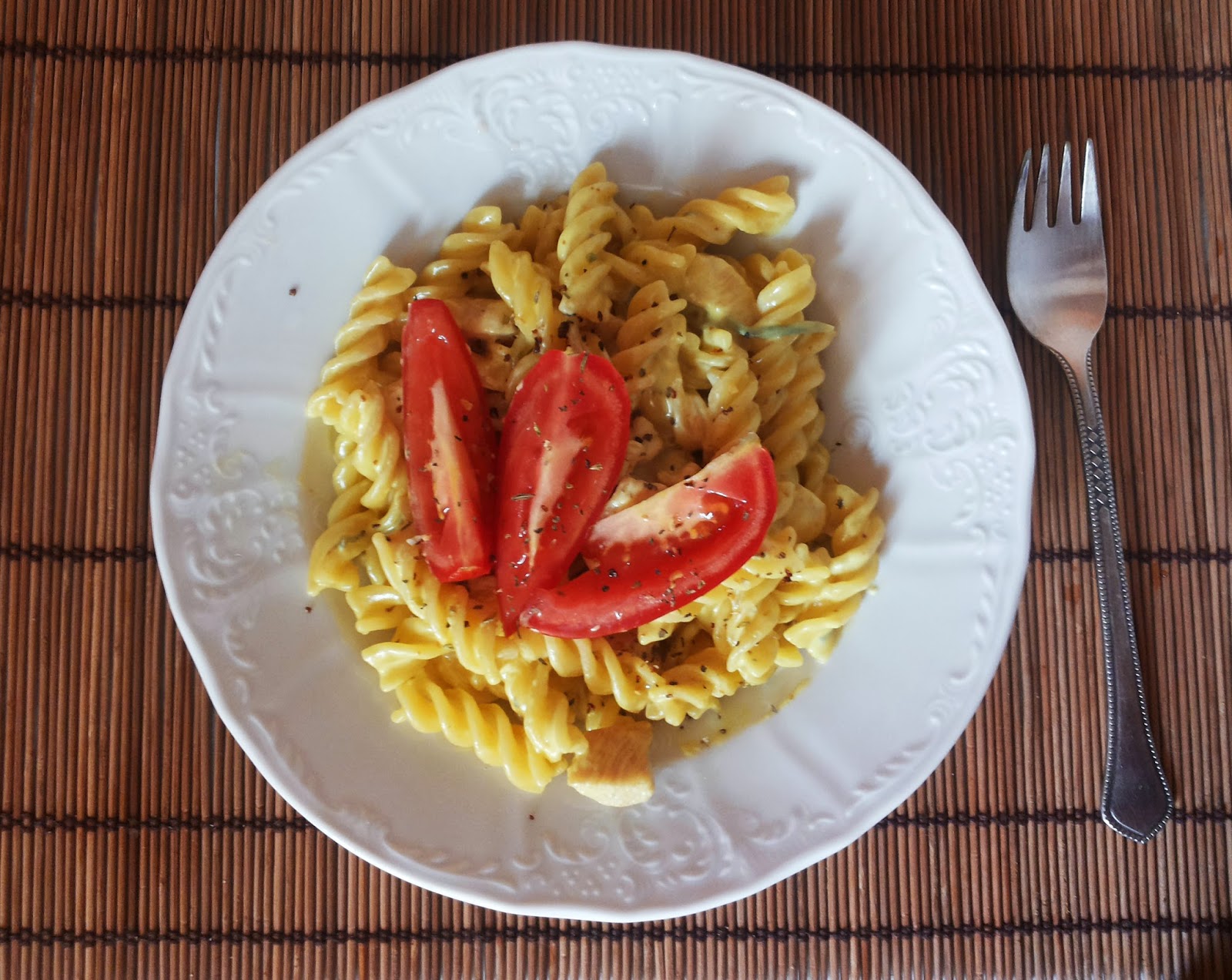 MEHE TOIT: Lihtne kana-sinihallitusjuustu pasta