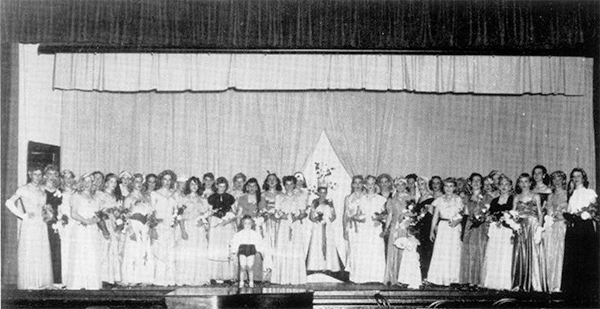 Femulate: Origin of Womanless Beauty Pageants