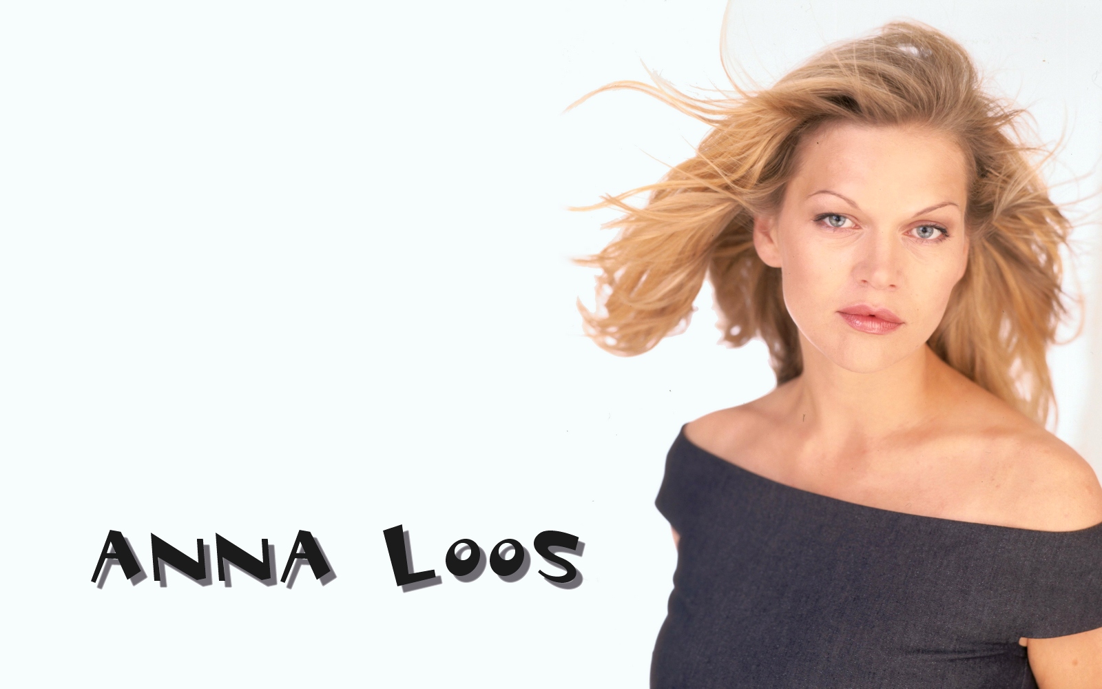 Filmovízia: Anna Loos Wallpaper