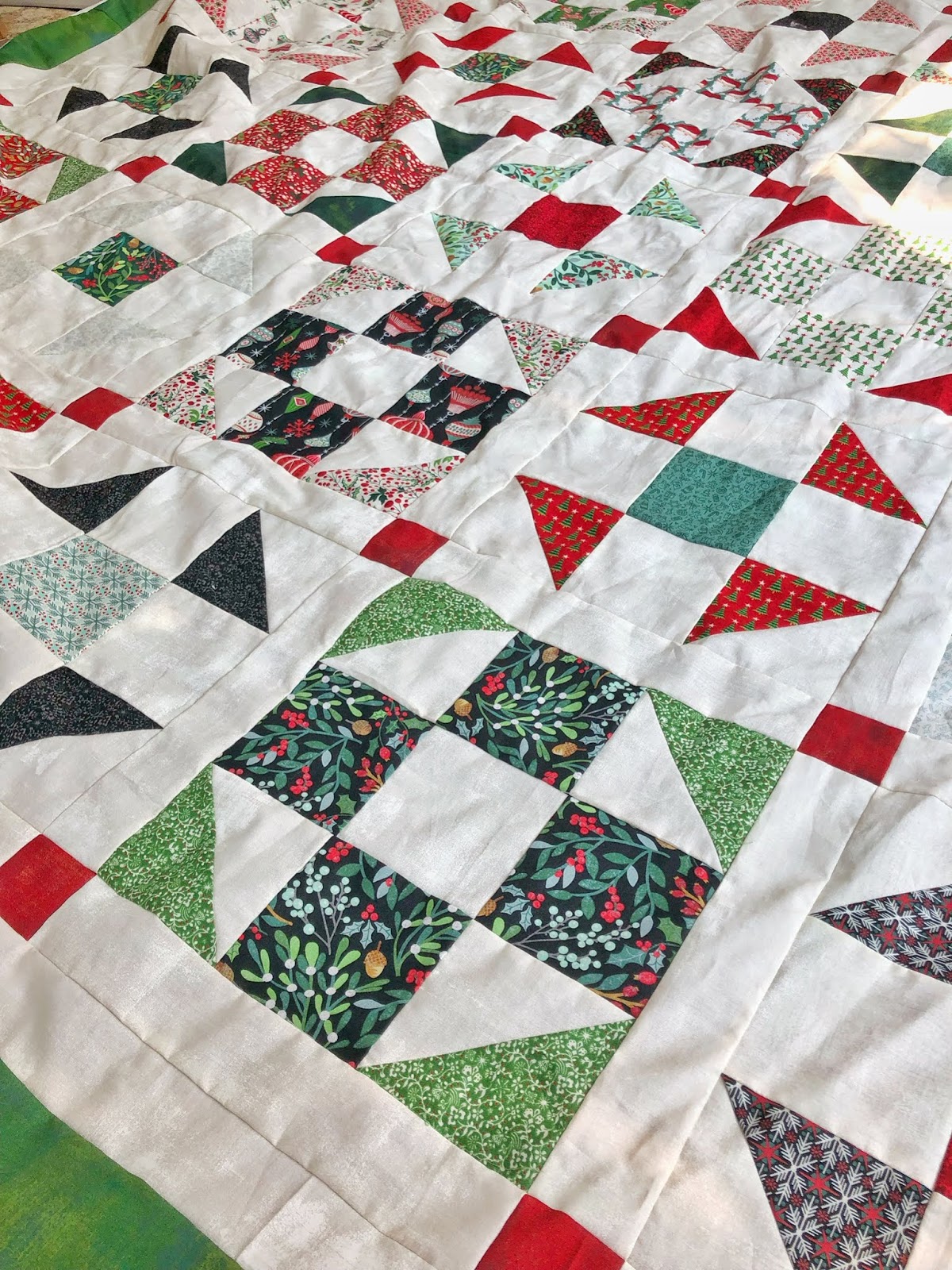 Moda Bake Shop Free Pattern: Caroling Quilt