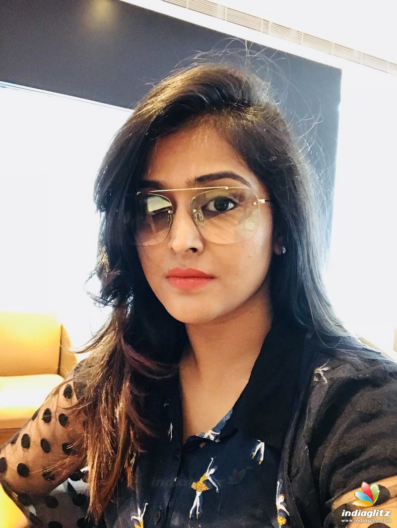Remya Nambeesan Wiki, Biography, Dob, Age, Height, Weight, Affairs and More