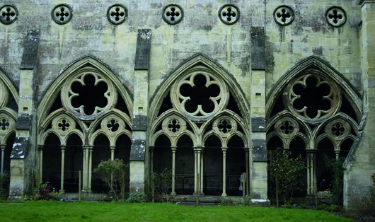 Gothic and Medieval // Early Gothic (Architecture Style) - The mind of ...