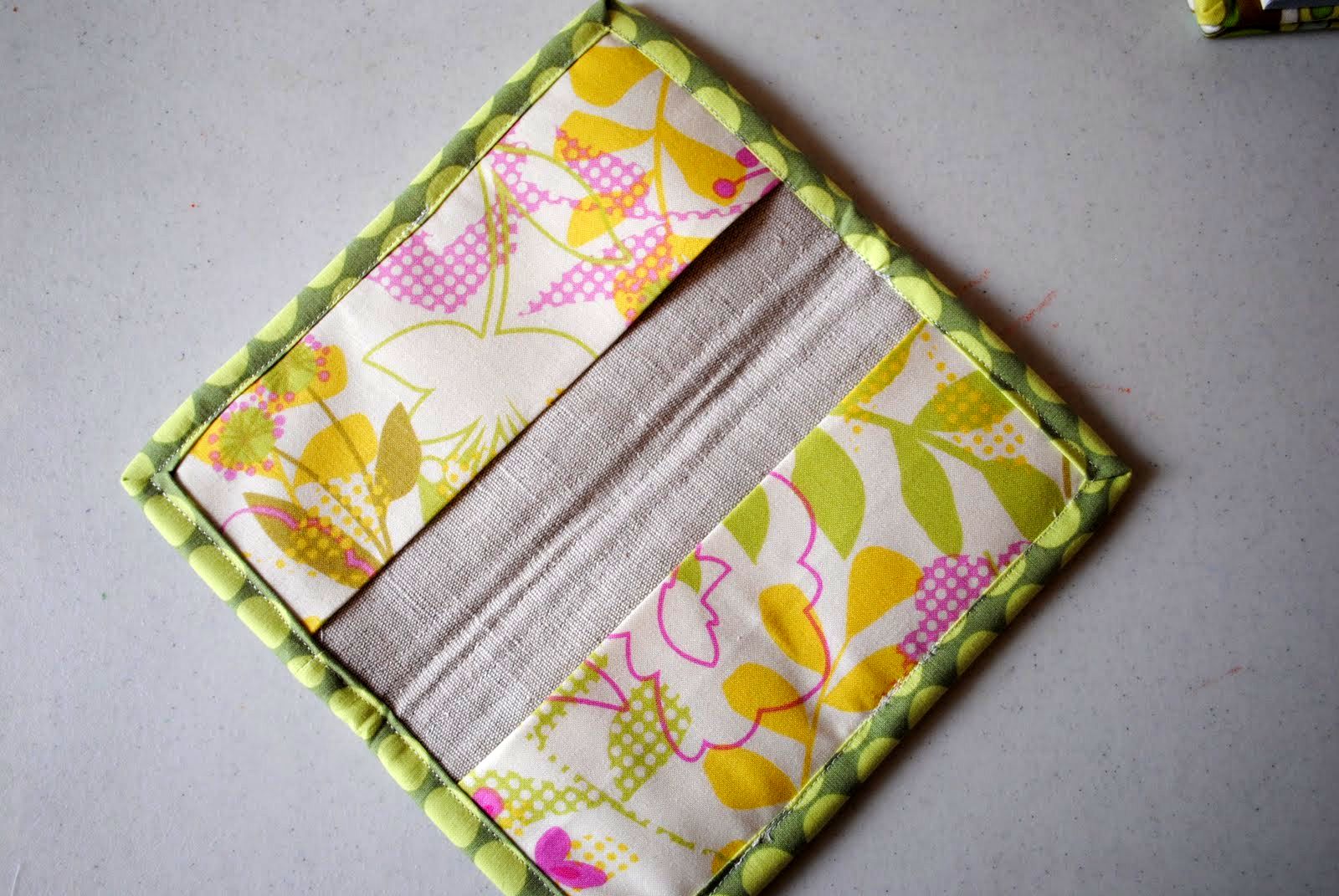 DIY Checkbook Cover Tutorial ~ DIY Tutorial Ideas!
