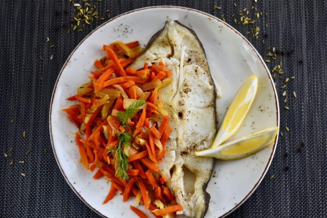 Keptas paltusas su pankoliais