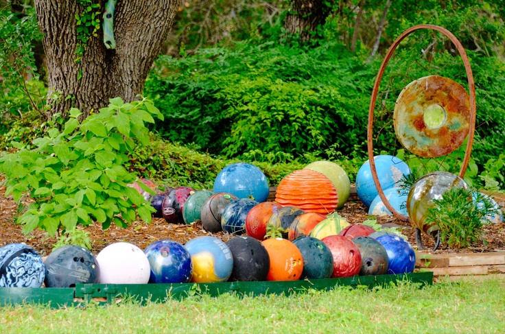 Mid2Mod: Modern landscaping: Garden orbs