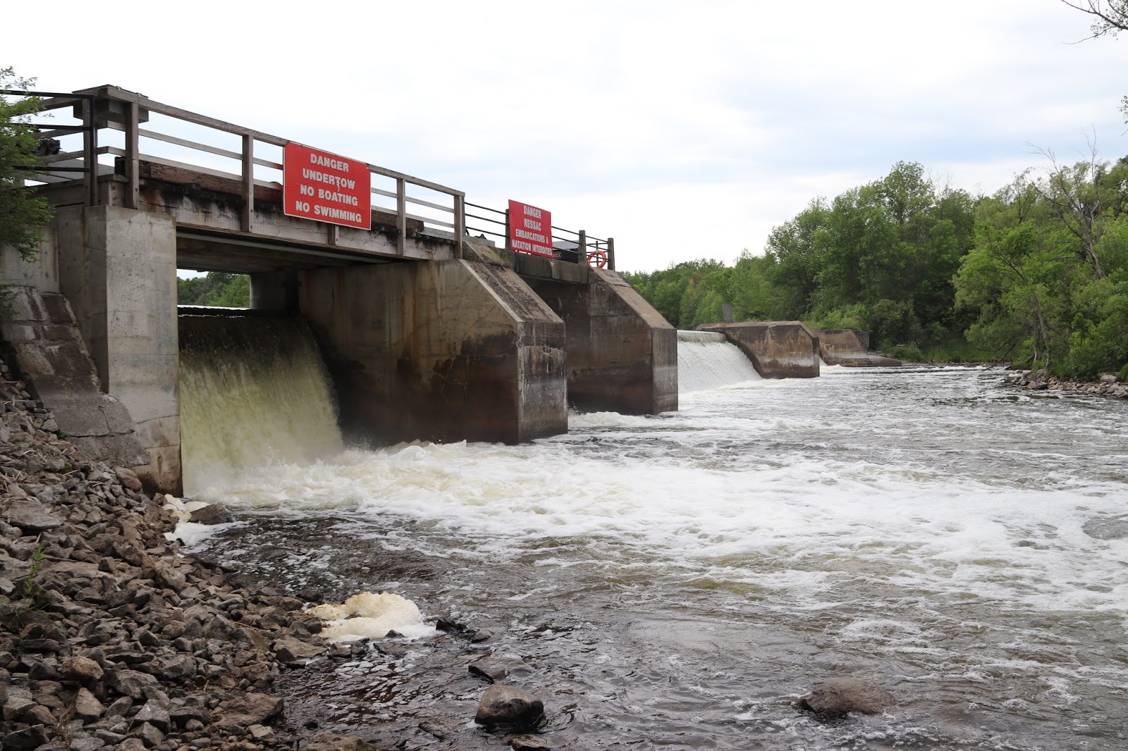 Memorials in Ottawa: Burritts Rapids Weir and Dam