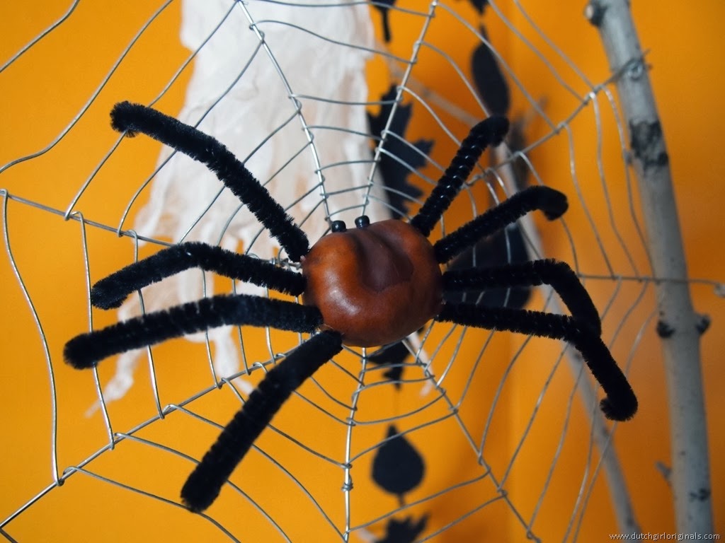 Dutch Girl Originals: Horse Chestnut Spiders