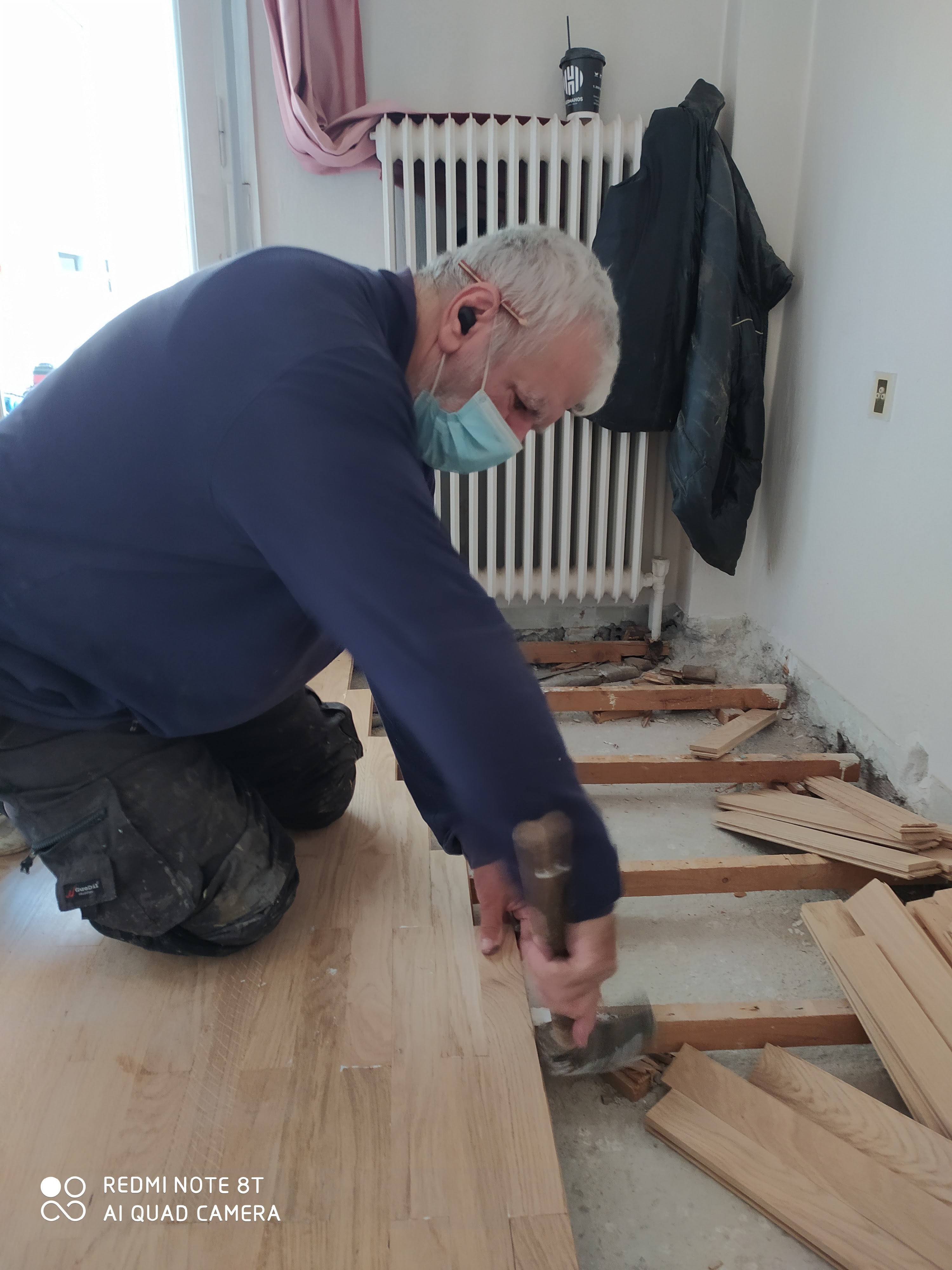 μουσαμαδες δαπεδου,πλαστικα δαπεδα,παρκε διαρκείας,ταπετσαριες τοιχου ...