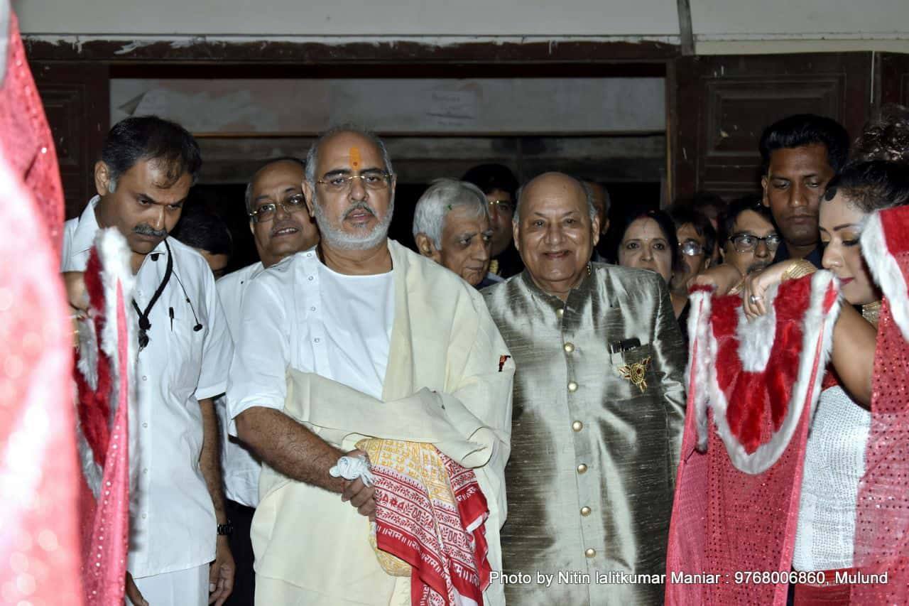 SHREE RAMESHBHAI OZA (BHAI SHREE)