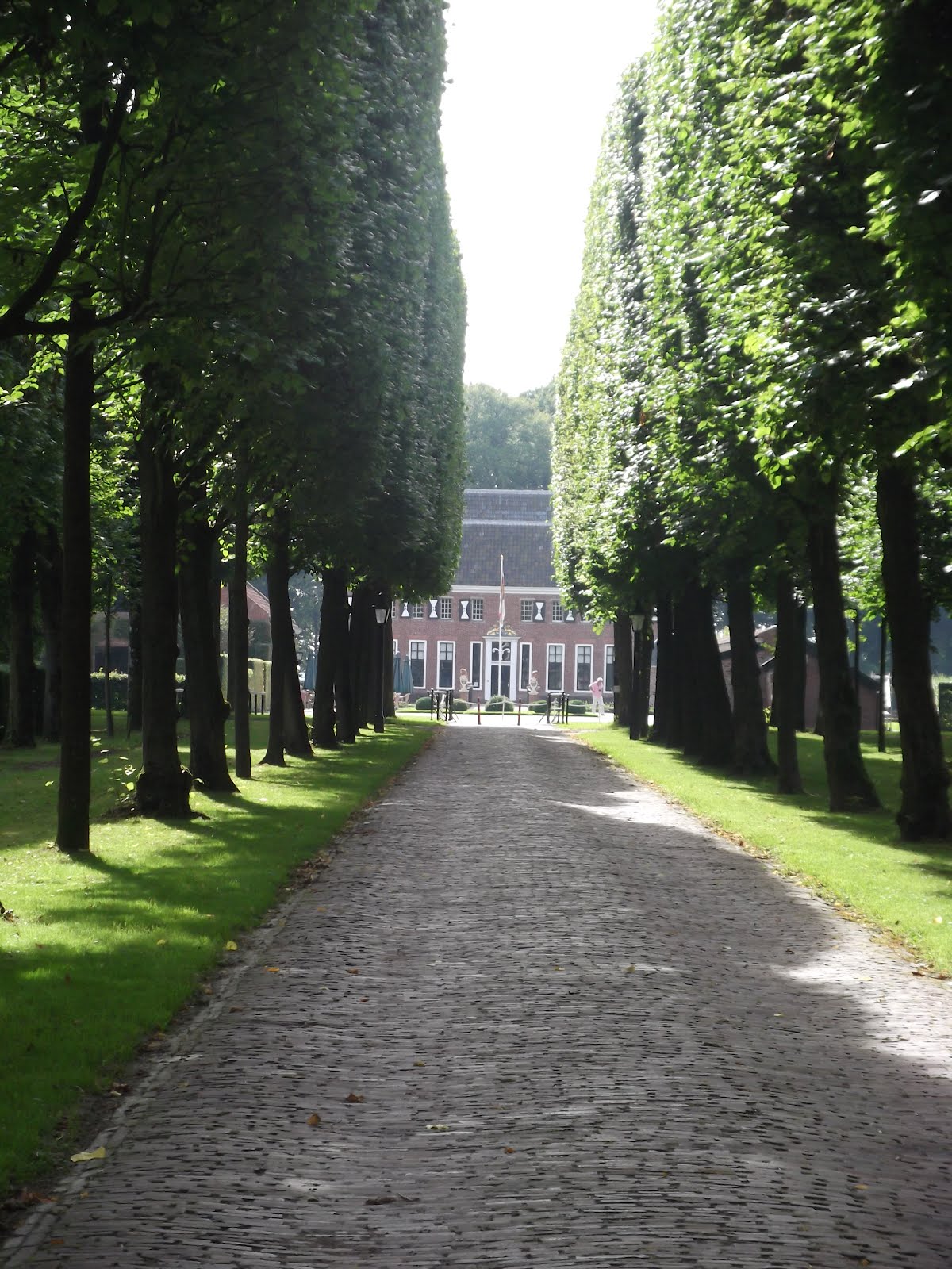 .: Living the good life- Dutch Manor houses and formal gardens