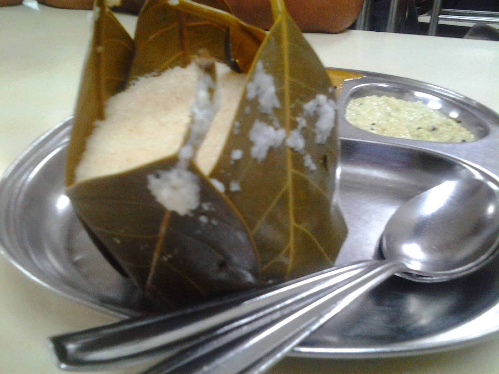 Planet Food India: Khotto - Idli steamed in jackfruit leaves - Cafe ...