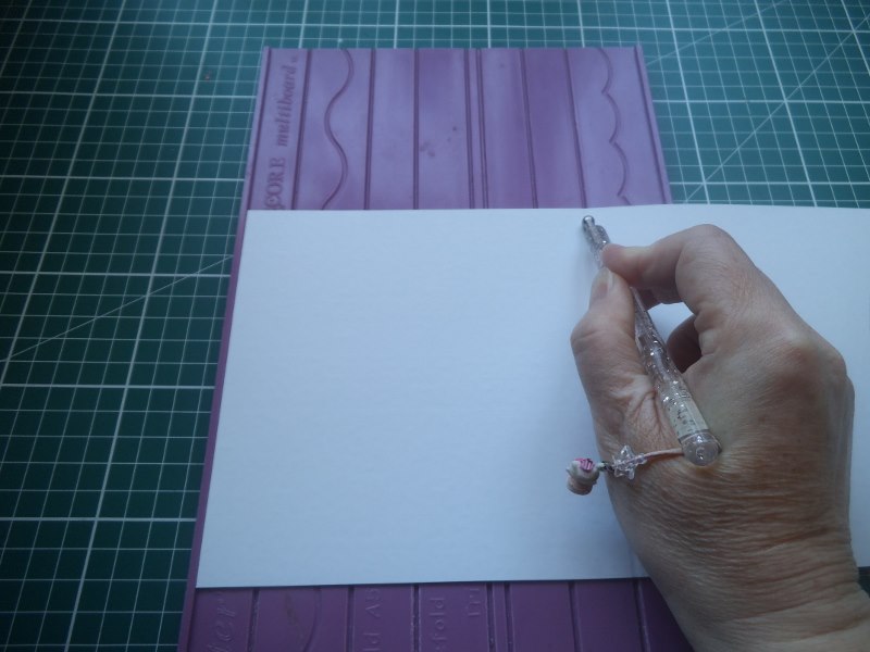 Card Art Kilcoole Tutorials: Twisted Easel card Tutorial