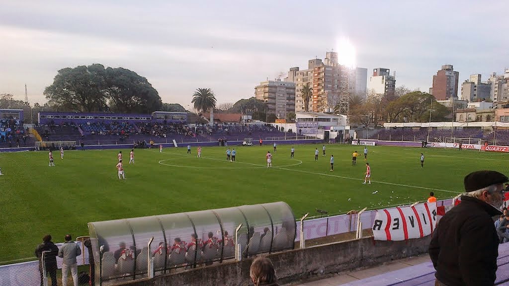 Estadios de Uruguay: DEFENSOR SPORTING CLUB