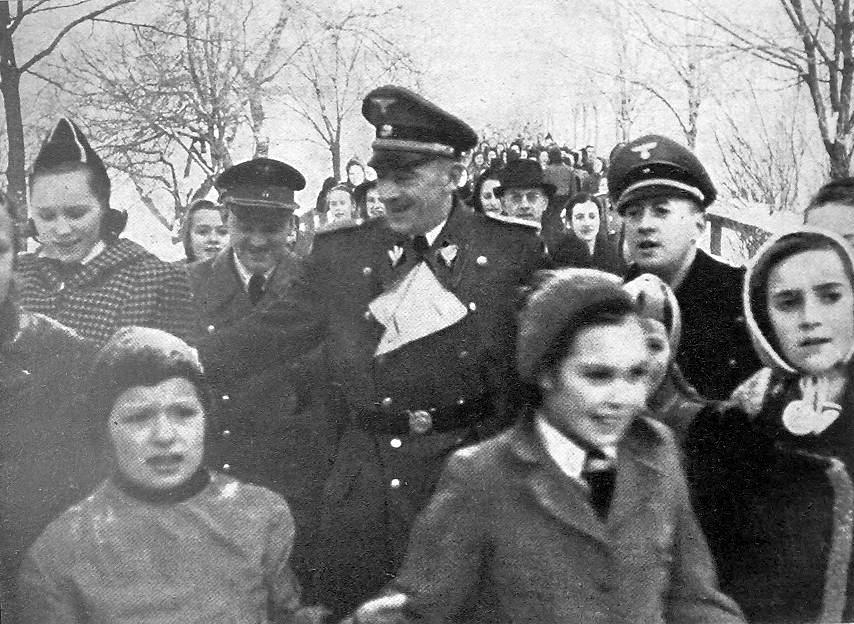 NAZI JERMAN: Album Foto Terbaik Karl-Hermann Frank