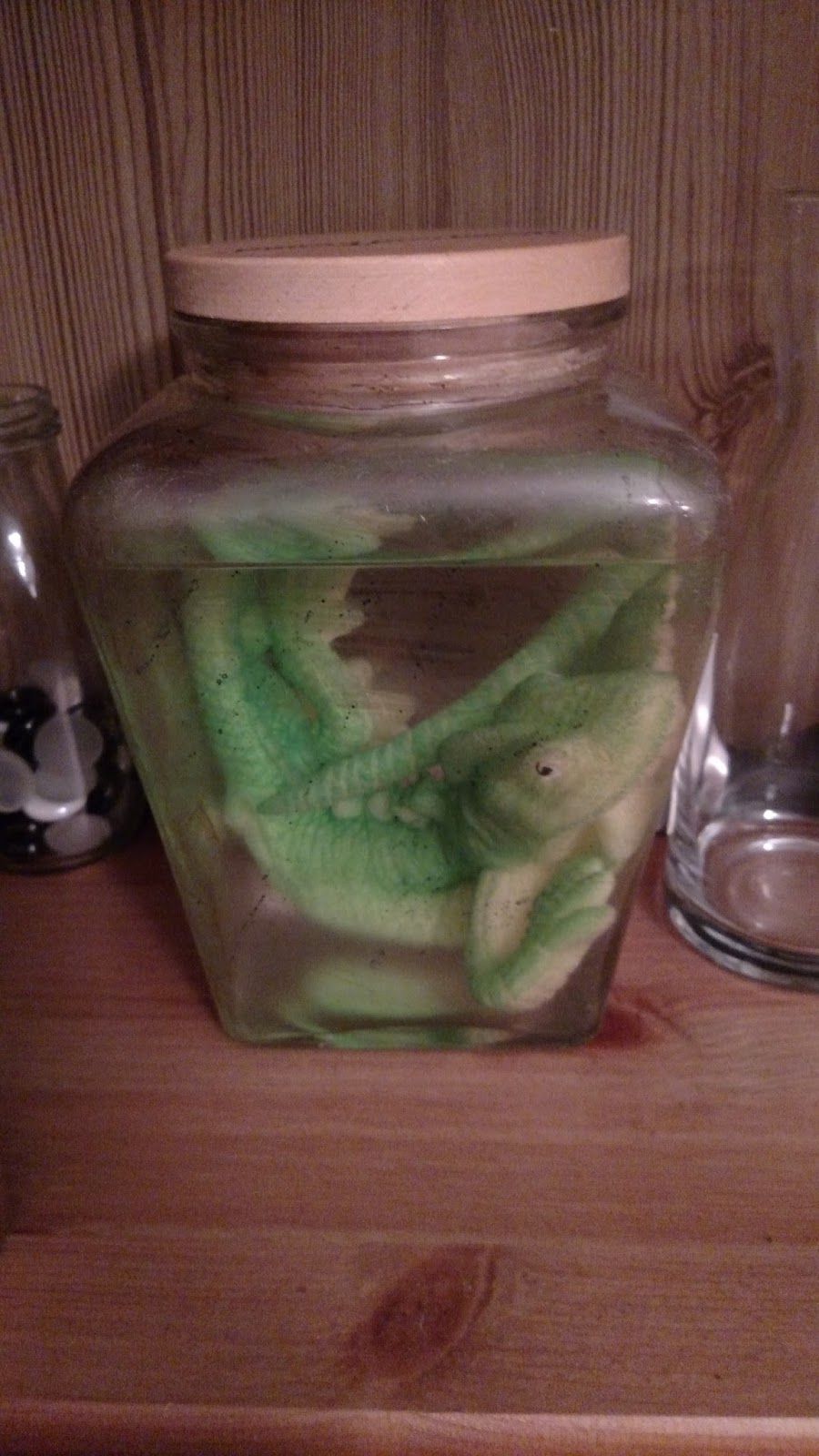 Kathleen Makes Stuff: Halloween: Creepy Specimen Jars