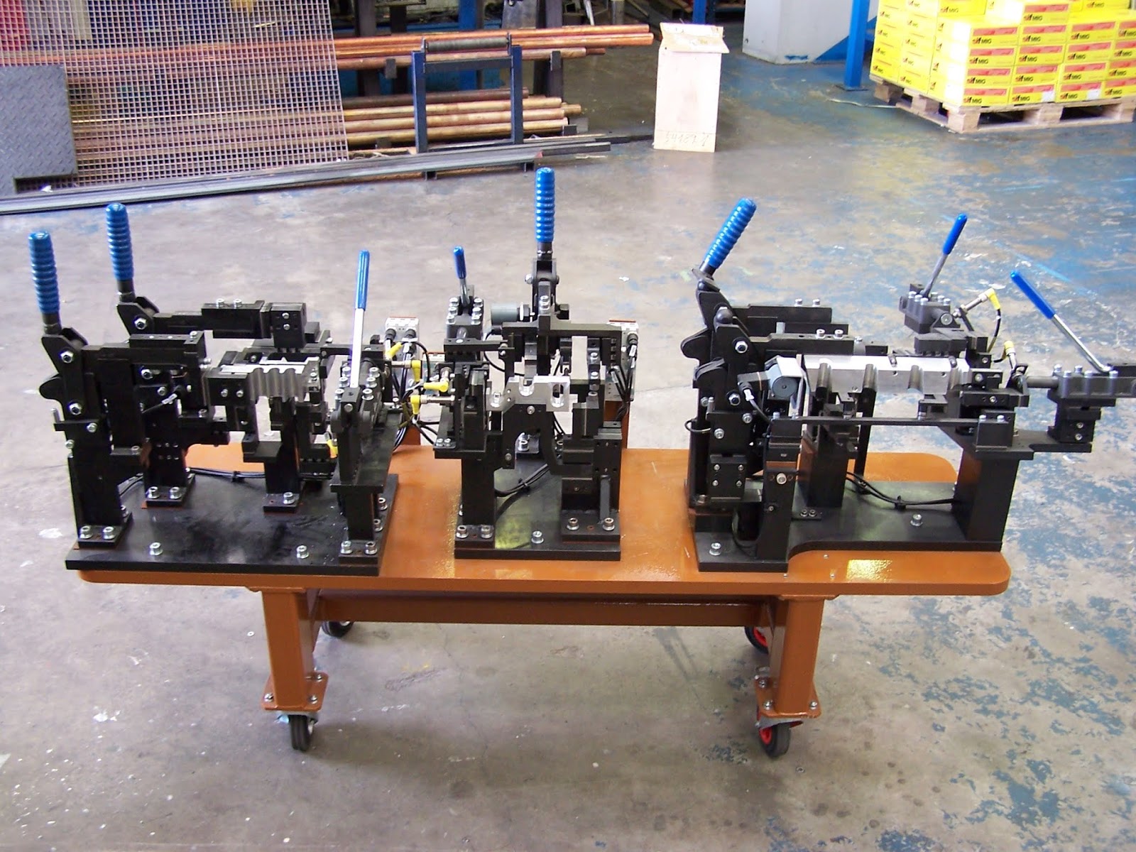 DESIGN SOLUTIONS: STUDY OF FIXTURES