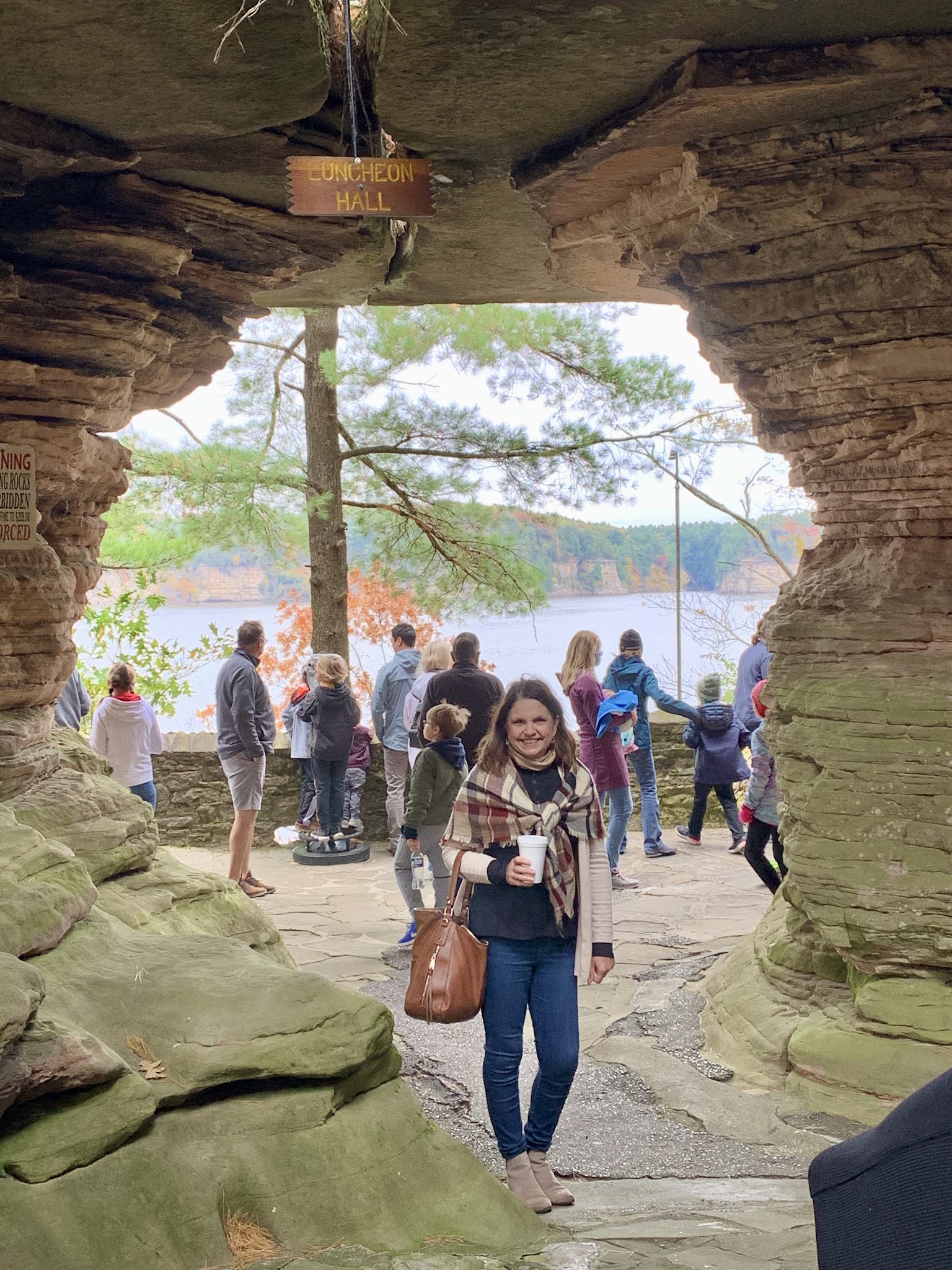 Amy's Creative Pursuits: A Fall Ride On The Upper Dells Boat Tour