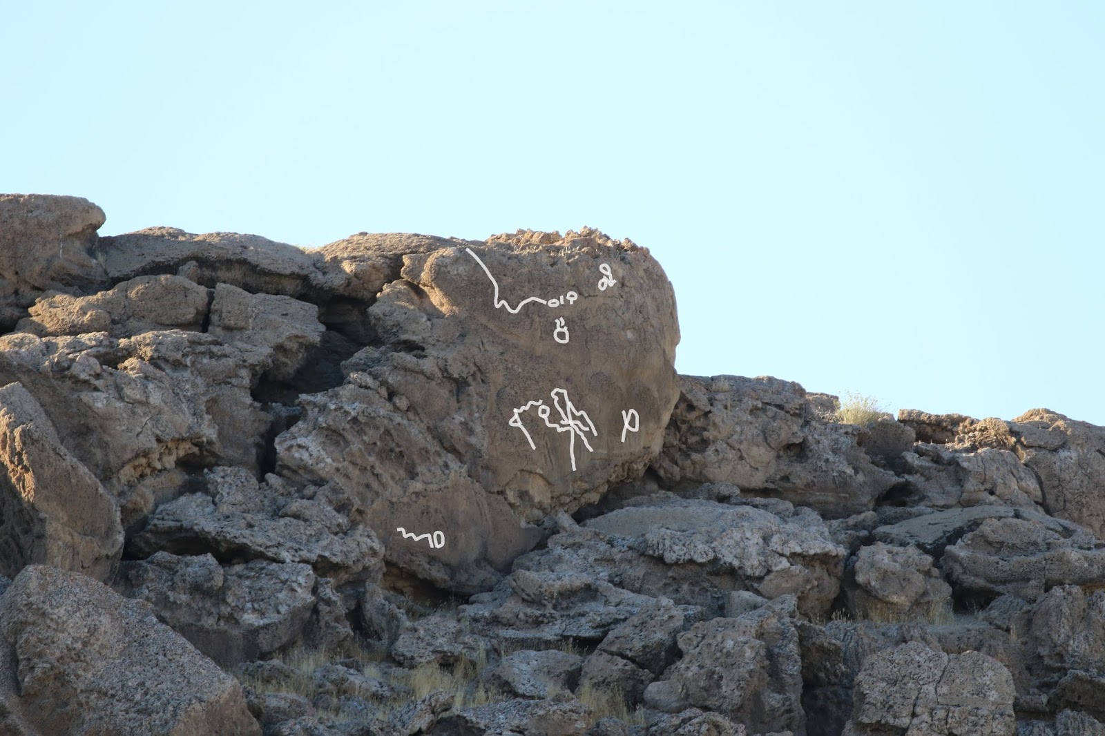 gjhikes.com: Winnemucca Lake Petroglyphs