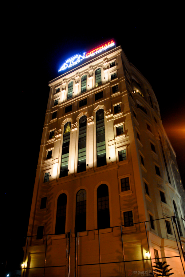 Dmagz Photogallery: Night View of Medan | Street Photography
