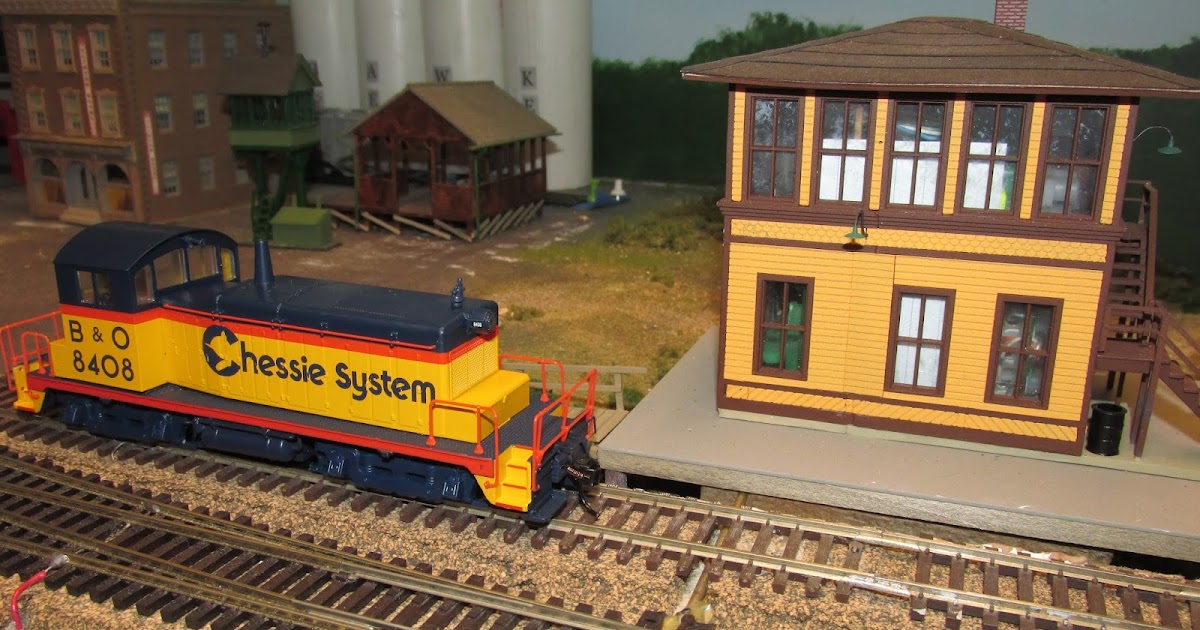 Eddie's Rail Fan Page: A Chessie System EMD SW 1 diesel switcher, runs ...