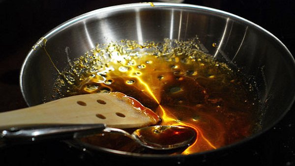 CARAMELIZACIÓN DE LOS AZÚCARES