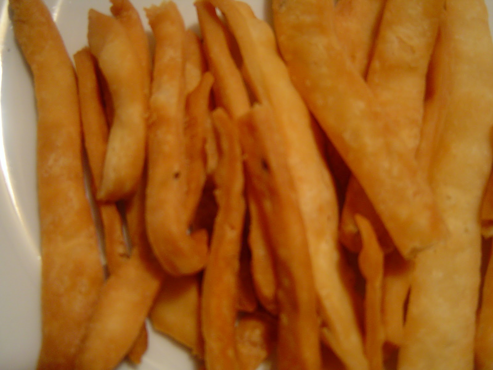 pakistani home cooking: Namak Pare