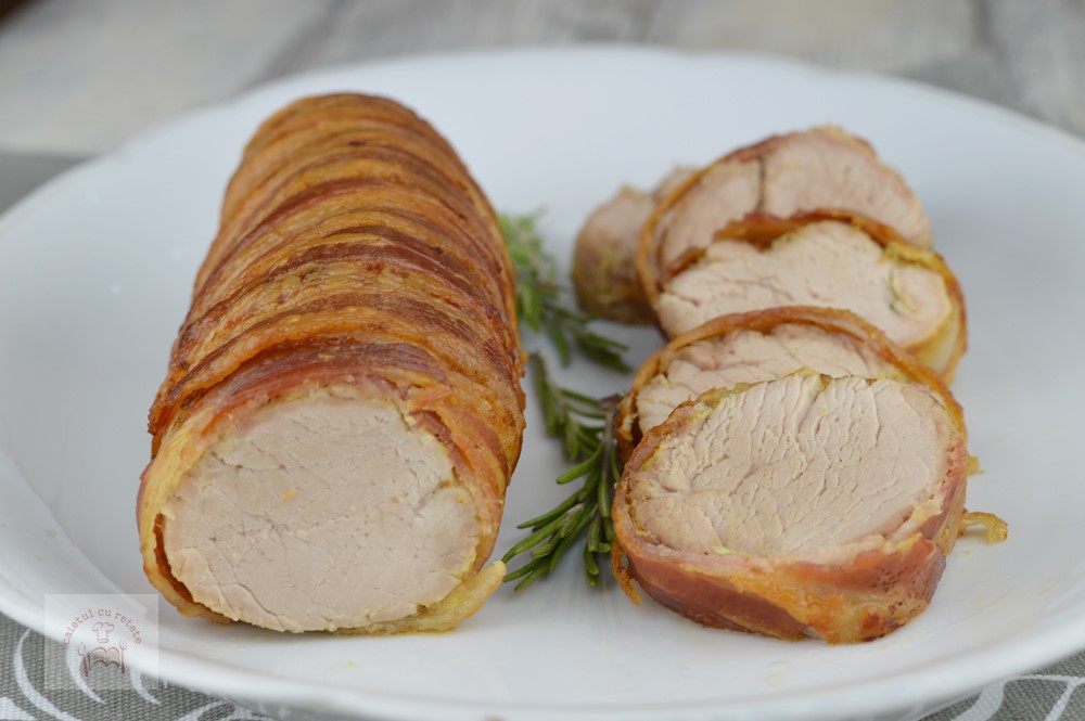 Muschiulet de porc, invelit in bacon - CAIETUL CU RETETE