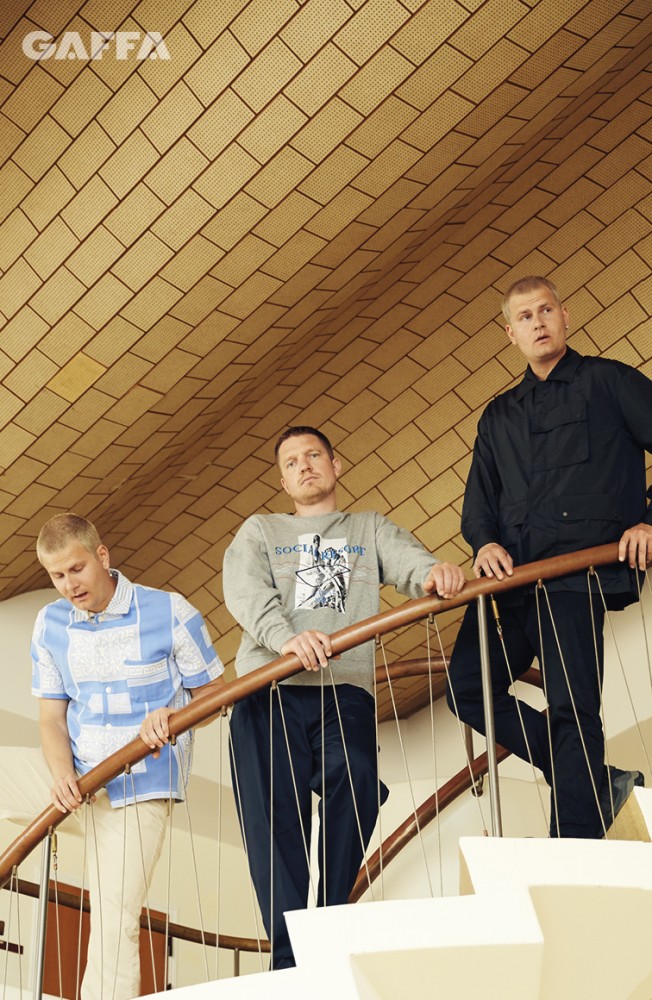 Portrait (Gaffa, photos: Asbjørn Christensen) | Phlake Fans Gallery