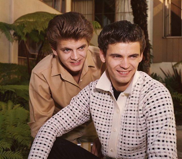 40 Beautiful Pics of the Everly Brothers as Young Men in the 1950s and ...
