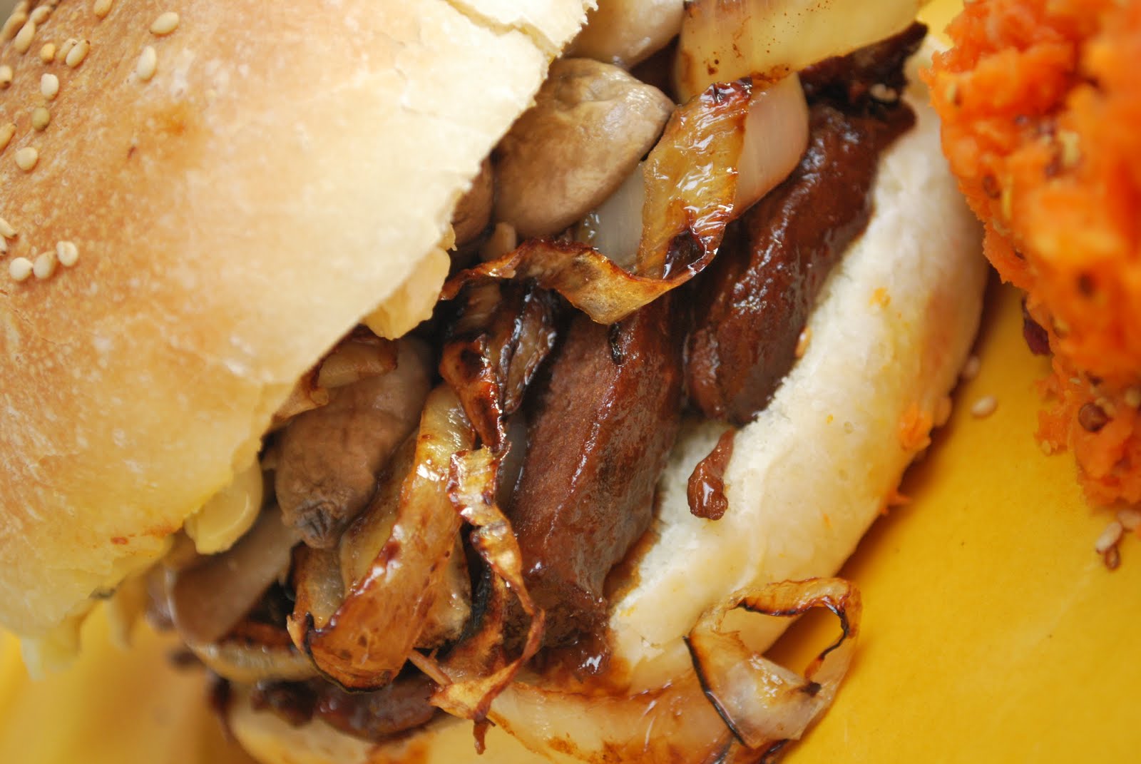 Fil et fouet: Burger de "back rib" d'orignal