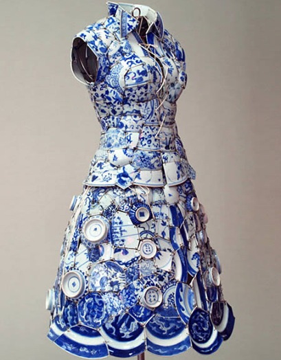 Strange world: 10 Most Weird And Crazy Dresses