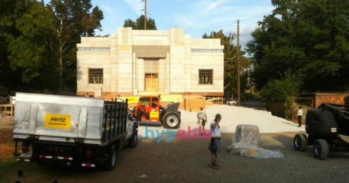 PHOTO: New 'Catching Fire" set photo: New District Justice Building ...