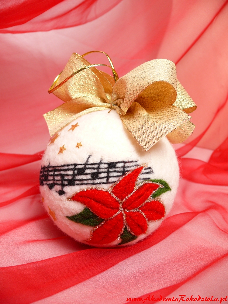 Akademia Rękodzieła BOCIAN: Jak ozdabiać bombki?