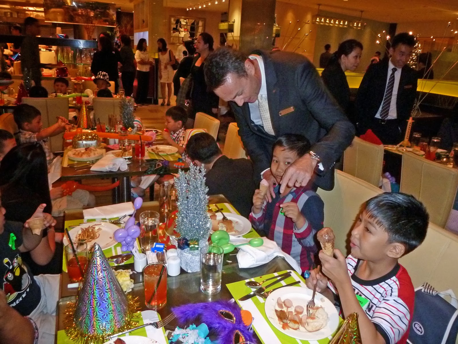 Kee Hua Chee Live!: PART 1 OF 2; SHANGRI-LA KUALA LUMPUR HOPES TO RAISE ...