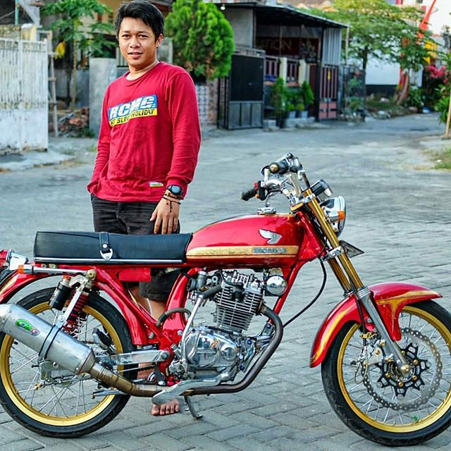 20 Gambar HD Modifikasi CB100 Warna Merah Terbaru 2020