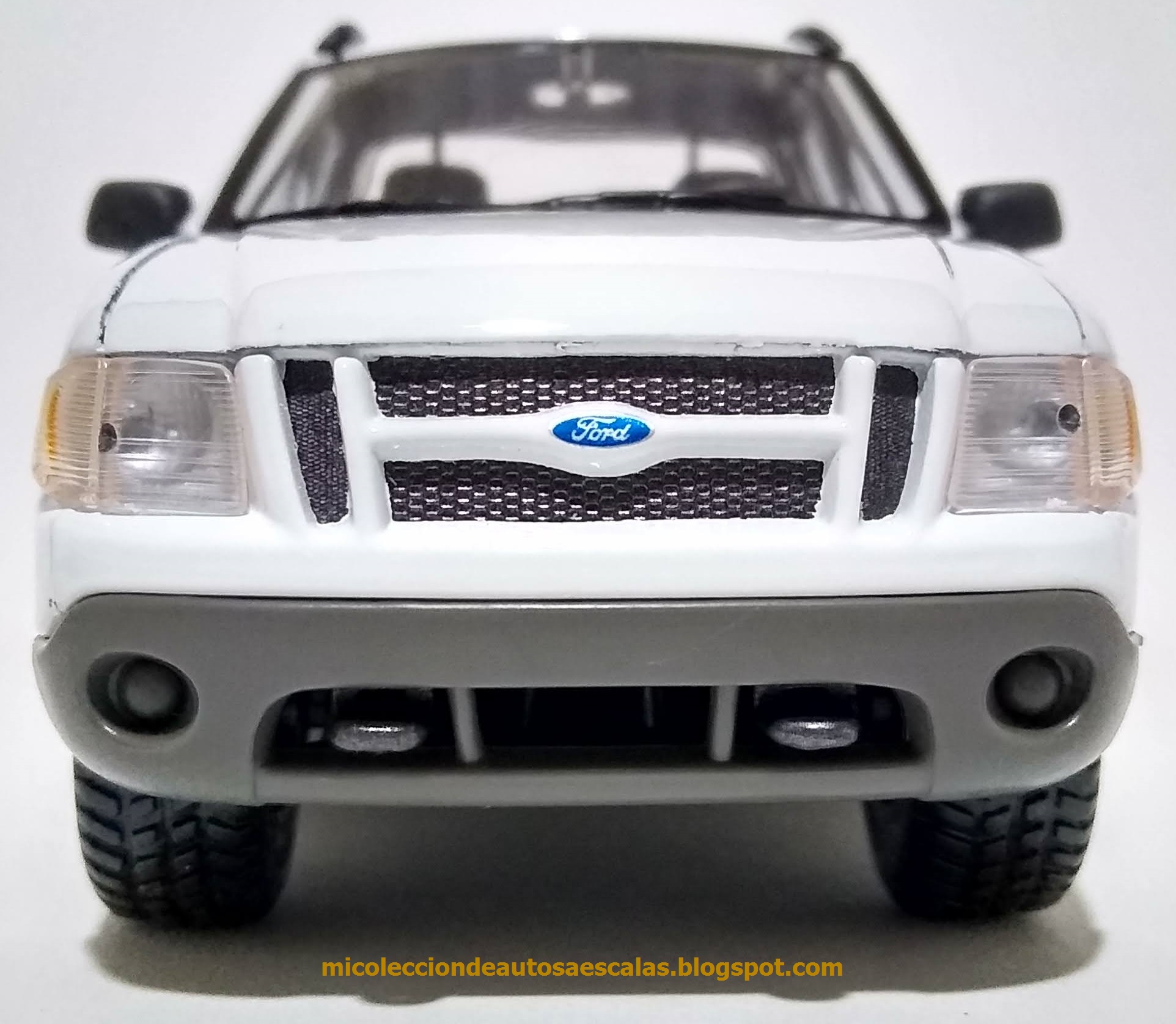 Mi colección de autos a escala.: Explorer