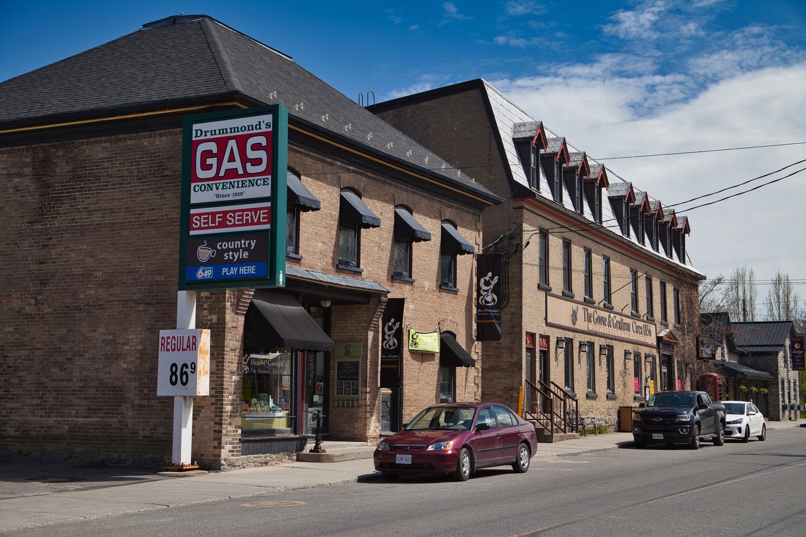 Little Known But Very Pretty Victorian Town Merrickville - Explore the ...