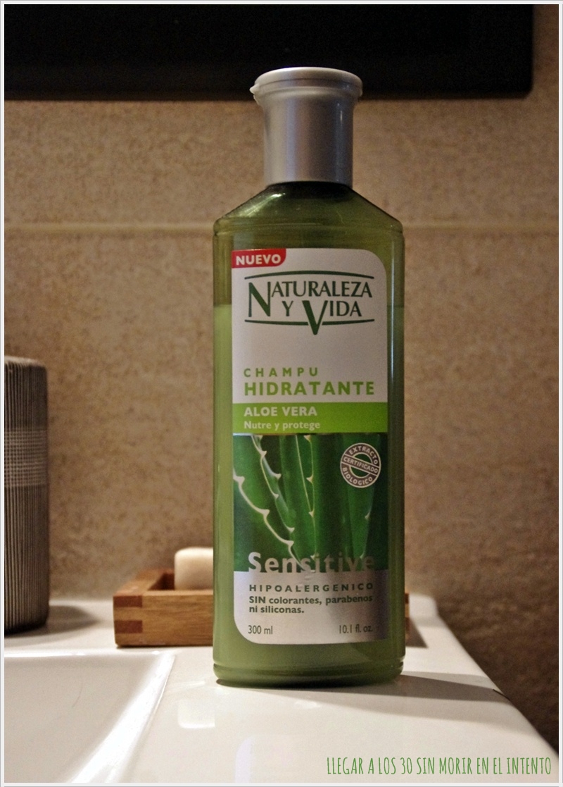 SIN SILICONAS, NI PARABENOS - LLEGAR A LOS 30 SIN MORIR EN EL INTENTO