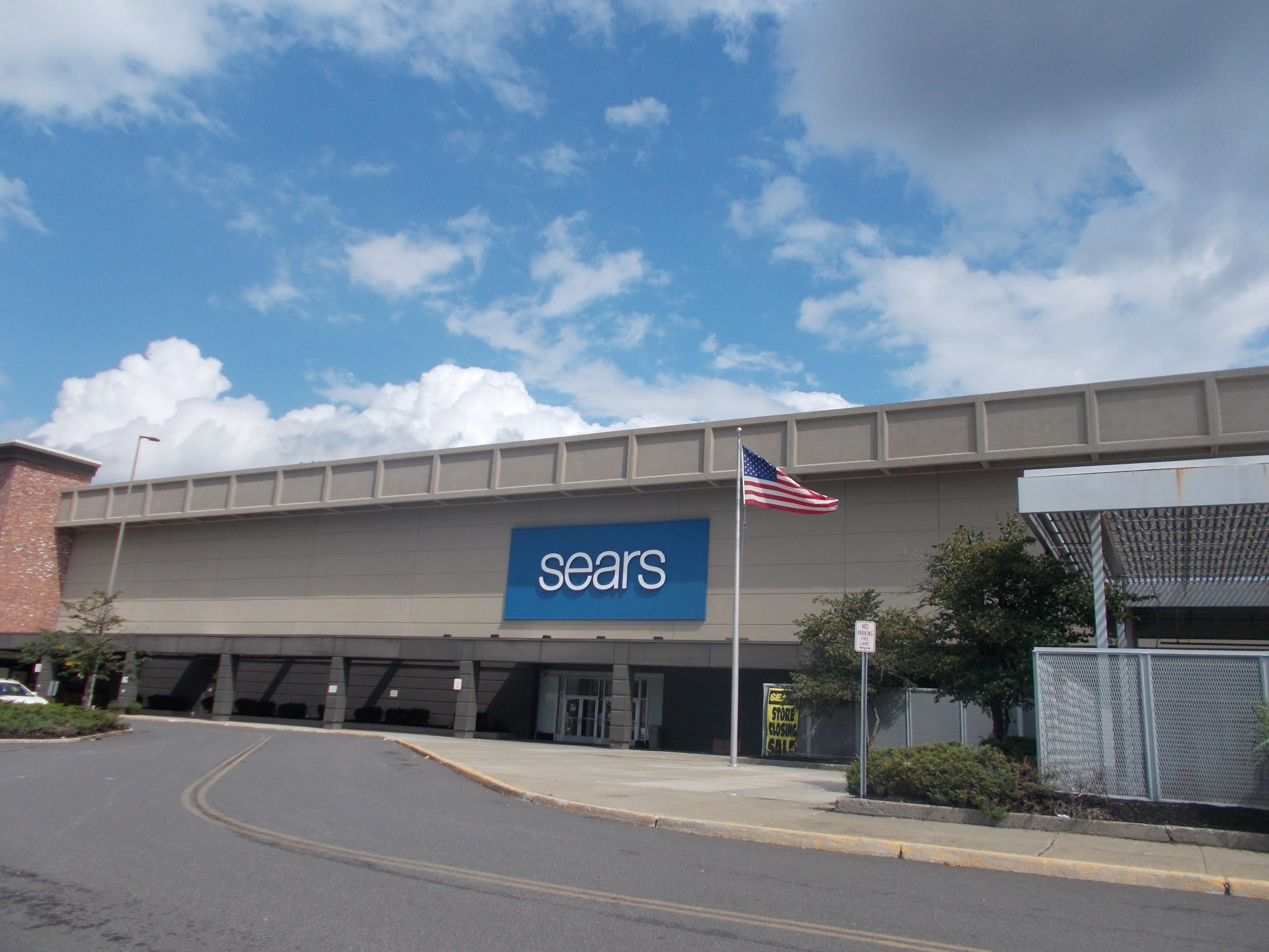Retail Regents Blog: FLASHBACK: Sears Liquidation - Colonie Center ...