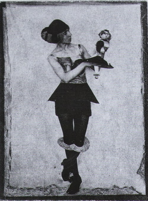 Dada-puppets | Hannah Höch, 1889 - 1978 - C o c o s s e