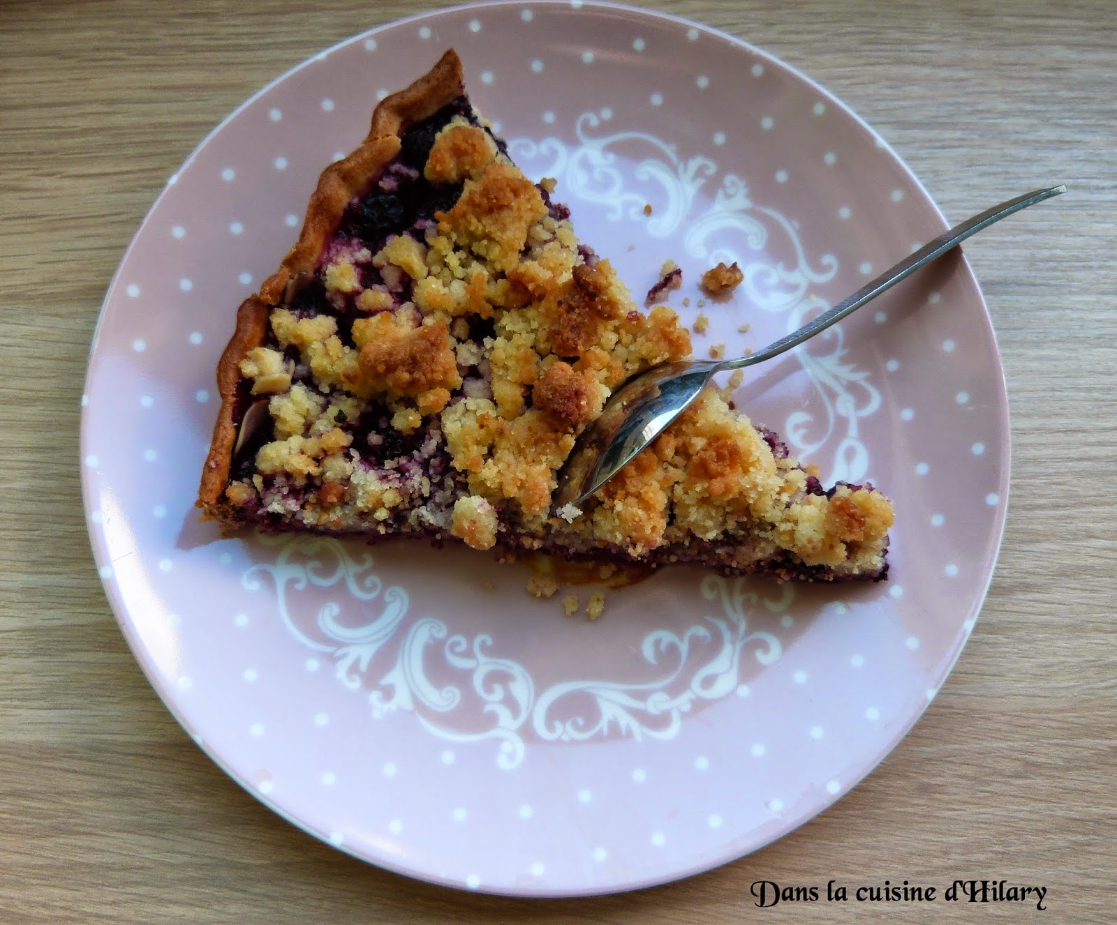 Dans la cuisine d'Hilary: Tarte crumble aux fruits rouges et amandes ...