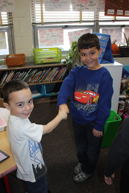 Mrs. Atkin's Kindergarten: Portfolios- Preparing for Student-Led ...