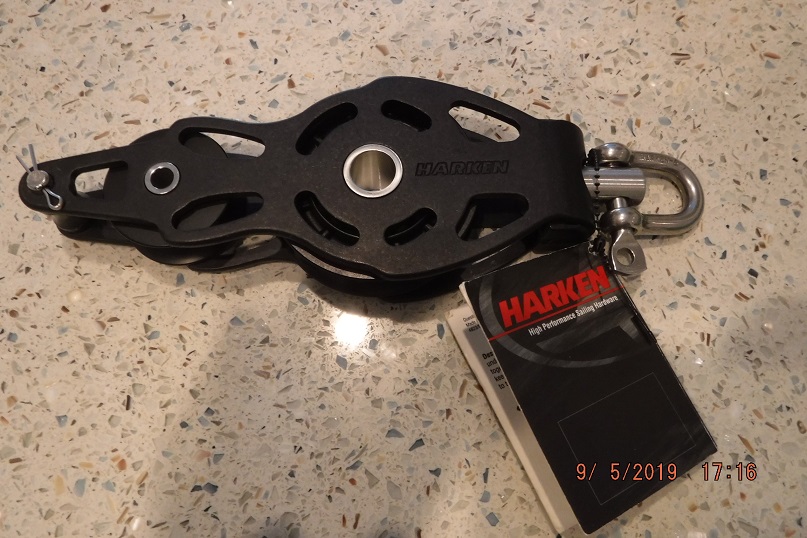 Chip & Debbie Willis on s\v Elegant'sea: New Harken main sheet fiddle ...